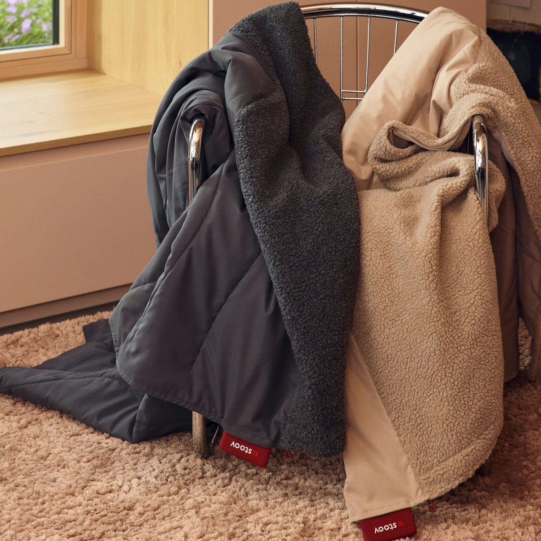 Cordless & Rechargeable Heated Blankets | Big Hug & Huge Hug by Stoov